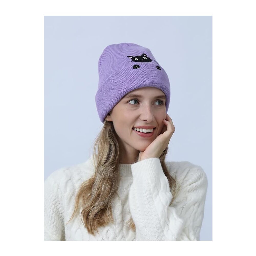 Cozy Knitted Cat Beanies for the Feline-Fancying Fashionista ...